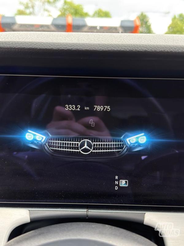 Мерседес E 220 2021 в Паневежис, объемом двигателя 2.00 л и пробегом 79 тыс. км за 22500 €, фото 3 на AUTOMOTO.COM.LV
