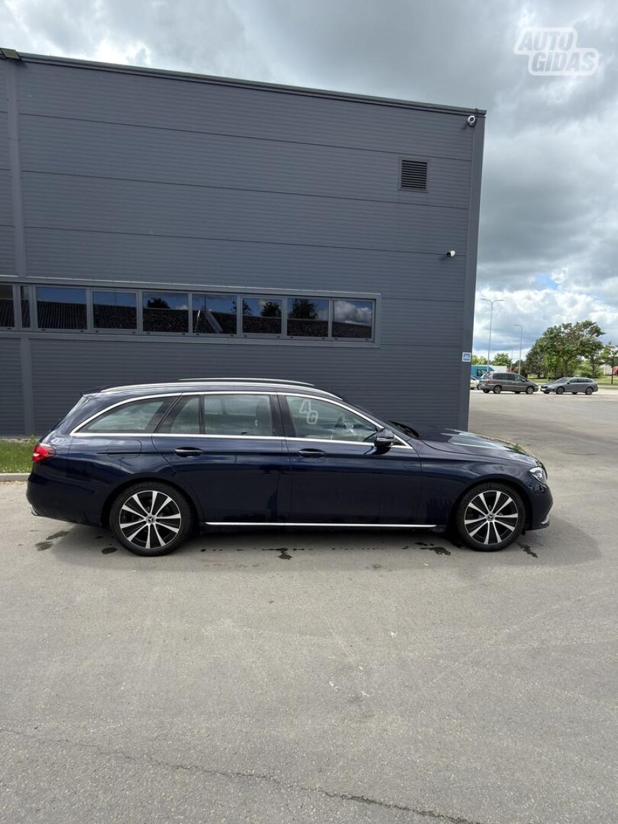 Mercedes-Benz E 220 2021 in Panevezys, with an engine capacity of 2.00 L and mileage of 79 thousand km for 22500 €, photo 10 on AUTOMOTO.COM.LV