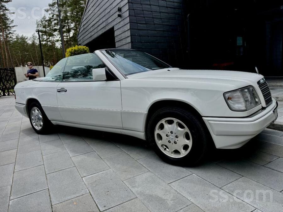 Balts Mercedes-Benz E 220 1996 Rīga, ar dzinēja tilpumu 2.20 L un nobraukumu 234 tūkst. km par 19400 €, foto 1 vietnē AUTOMOTO.COM.LV