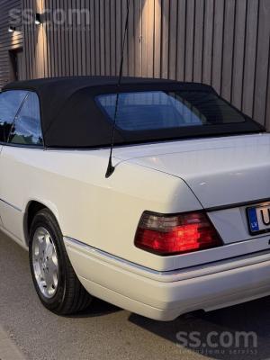 Balts Mercedes-Benz E 220 1996 Rīga, ar dzinēja tilpumu 2.20 L un nobraukumu 234 tūkst. km par 19400 €, foto 14 vietnē AUTOMOTO.COM.LV