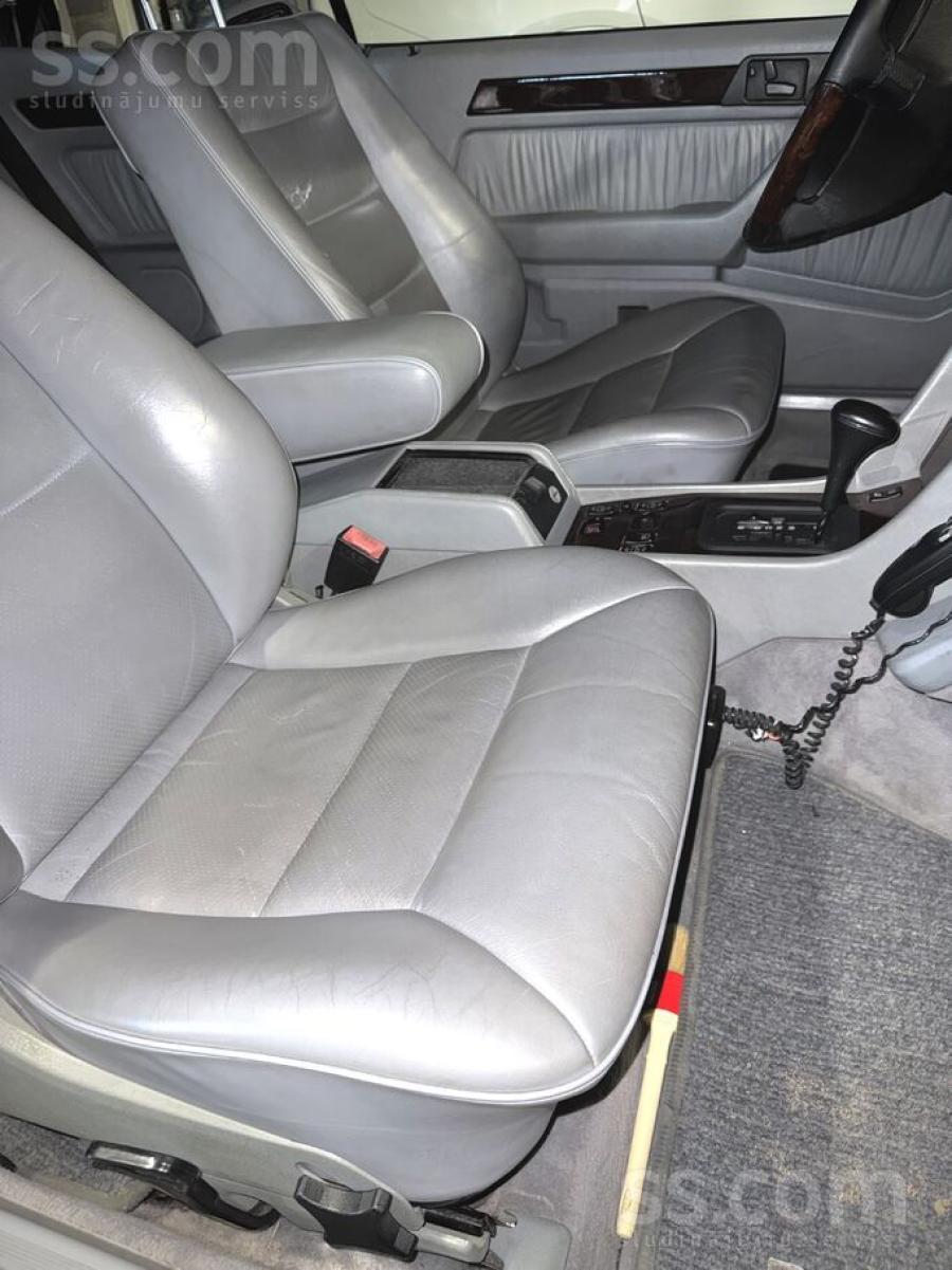 Balts Mercedes-Benz E 220 1996 Rīga, ar dzinēja tilpumu 2.20 L un nobraukumu 234 tūkst. km par 19400 €, foto 20 vietnē AUTOMOTO.COM.LV