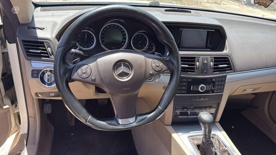 Balts Mercedes-Benz E 220 2010 Kauņa, ar dzinēja tilpumu 2.14 L un nobraukumu 204 tūkst. km par 3999 €, foto 10 vietnē AUTOMOTO.COM.LV