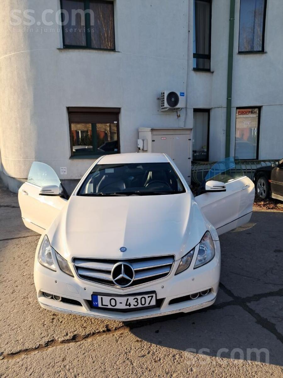 Balts Mercedes-Benz E 220 2011 Rīga, ar dzinēja tilpumu 2.20 L un nobraukumu 160 tūkst. km par 9500 €, foto 1 vietnē AUTOMOTO.COM.LV