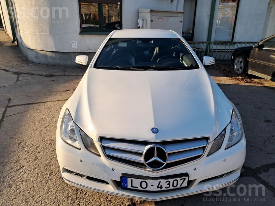 Balts Mercedes-Benz E 220 2011 Rīga, ar dzinēja tilpumu 2.20 L un nobraukumu 160 tūkst. km par 9500 €, foto 3 vietnē AUTOMOTO.COM.LV