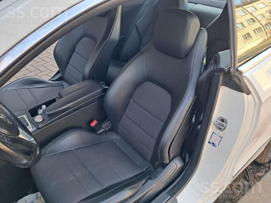 Balts Mercedes-Benz E 220 2011 Rīga, ar dzinēja tilpumu 2.20 L un nobraukumu 160 tūkst. km par 9500 €, foto 12 vietnē AUTOMOTO.COM.LV