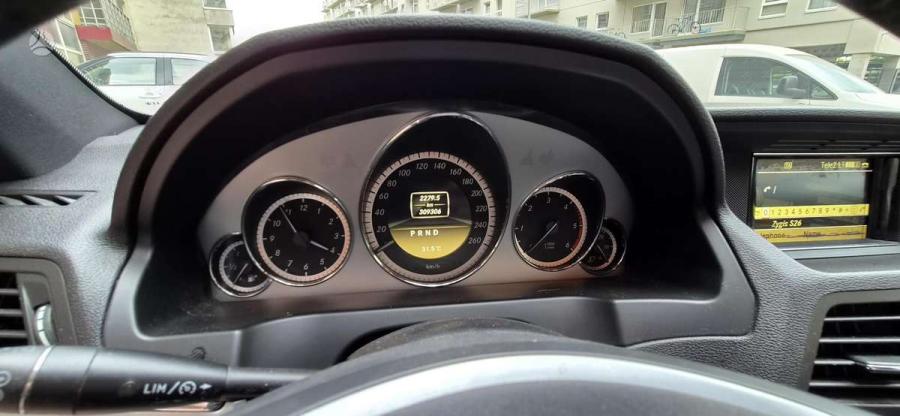 Balts Mercedes-Benz E 220 2011 Viļņa, ar dzinēja tilpumu 2.14 L un nobraukumu 309 tūkst. km par 6400 €, foto 11 vietnē AUTOMOTO.COM.LV