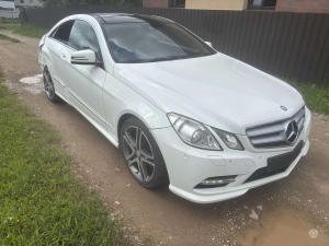 Balts Mercedes-Benz E 220 2012 Viļņa, ar dzinēja tilpumu 2.14 L un nobraukumu 168 tūkst. km par 3300 €, foto 3 vietnē AUTOMOTO.COM.LV