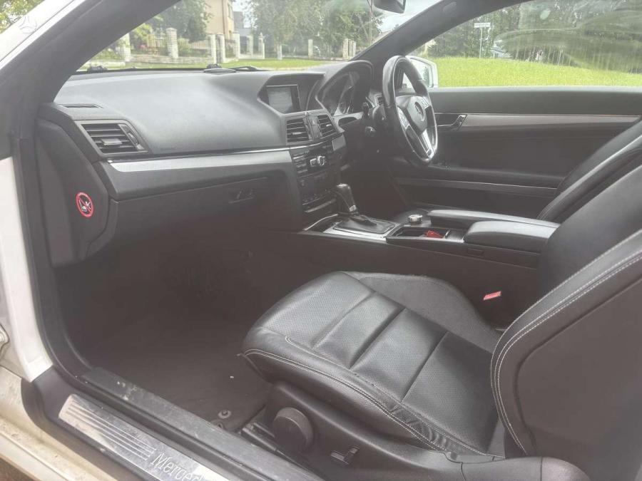 Balts Mercedes-Benz E 220 2012 Viļņa, ar dzinēja tilpumu 2.14 L un nobraukumu 168 tūkst. km par 3300 €, foto 7 vietnē AUTOMOTO.COM.LV