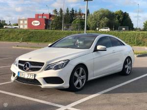 Белый Мерседес E 220 2012 в Клайпеда, объемом двигателя 2.14 л и пробегом 261 тыс. км за 15000 €, фото 5 на AUTOMOTO.COM.LV