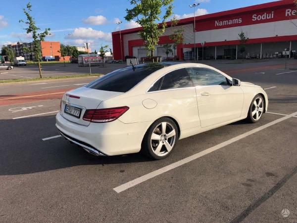 Balts Mercedes-Benz E 220 2012 Klaipėda, ar dzinēja tilpumu 2.14 L un nobraukumu 261 tūkst. km par 15000 €, foto 6 vietnē AUTOMOTO.COM.LV