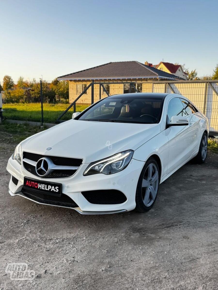 Белый Мерседес E 220 2012 в Клайпеда, объемом двигателя 2.20 л и пробегом 300 тыс. км за 7000 €, фото 1 на AUTOMOTO.COM.LV