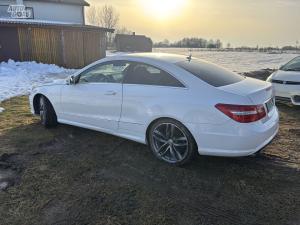 Balts Mercedes-Benz E 220 2013 Raseiniai, ar dzinēja tilpumu 2.00 L un nobraukumu 338 tūkst. km par 8000 €, foto 3 vietnē AUTOMOTO.COM.LV
