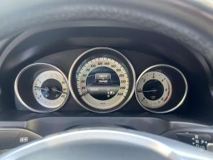 White Mercedes-Benz E 220 2013 in Alytus, with an engine capacity of 2.14 L and mileage of 287 thousand km for 11250 €, photo 12 on AUTOMOTO.COM.LV