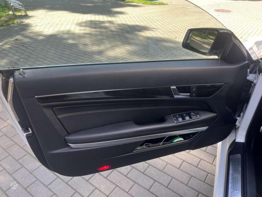 Balts Mercedes-Benz E 220 2013 Alīta, ar dzinēja tilpumu 2.14 L un nobraukumu 287 tūkst. km par 11250 €, foto 24 vietnē AUTOMOTO.COM.LV