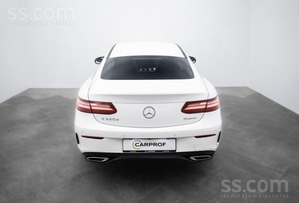 White Mercedes-Benz E 220 2018 in Tallinn, with an engine capacity of 2.00 L and mileage of 162 thousand km for 24699 €, photo 5 on AUTOMOTO.COM.LV