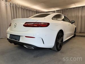 Balts Mercedes-Benz E 220 2018 Rīga, ar dzinēja tilpumu 2.20 L un nobraukumu 135 tūkst. km par 24990 €, foto 5 vietnē AUTOMOTO.COM.LV