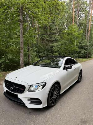 Белый Мерседес E 220 2018 в Каунас, объемом двигателя 1.96 л и пробегом 163 тыс. км за 29000 €, фото  на AUTOMOTO.COM.LV