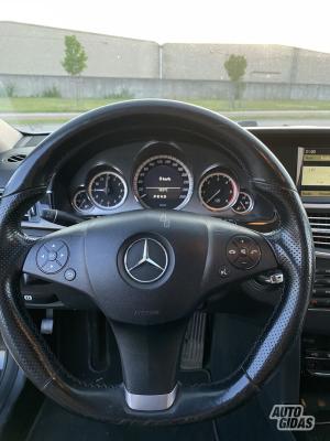 White Mercedes-Benz E 220 2009 in Kaunas, with an engine capacity of 2.10 L and mileage of 381 thousand km for 8400 €, photo 14 on AUTOMOTO.COM.LV