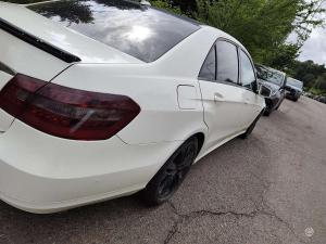 Balts Mercedes-Benz E 220 2010 Viļņa, ar dzinēja tilpumu 2.14 L un nobraukumu 600 tūkst. km par 2900 €, foto  vietnē AUTOMOTO.COM.LV