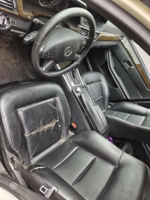 Balts Mercedes-Benz E 220 2010 Viļņa, ar dzinēja tilpumu 2.14 L un nobraukumu 600 tūkst. km par 2900 €, foto 12 vietnē AUTOMOTO.COM.LV