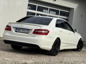 Белый Мерседес E 220 2011 в Тукумс, объемом двигателя 2.20 л и пробегом 300 тыс. км за 6799 €, фото 5 на AUTOMOTO.COM.LV