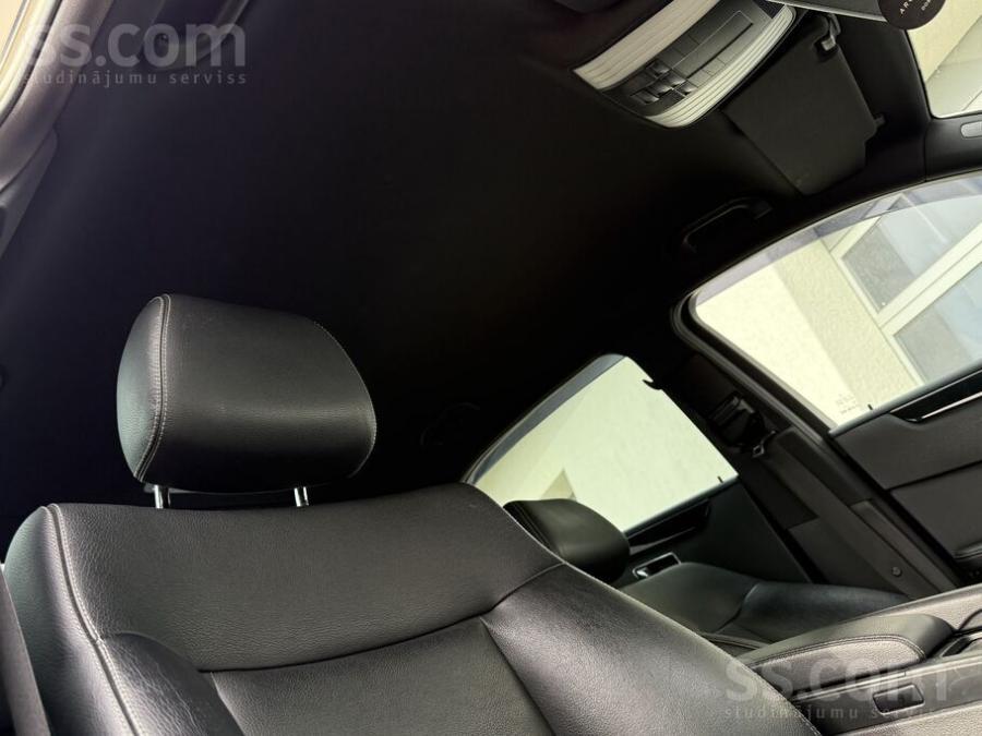 Белый Мерседес E 220 2011 в Тукумс, объемом двигателя 2.20 л и пробегом 300 тыс. км за 6799 €, фото 9 на AUTOMOTO.COM.LV