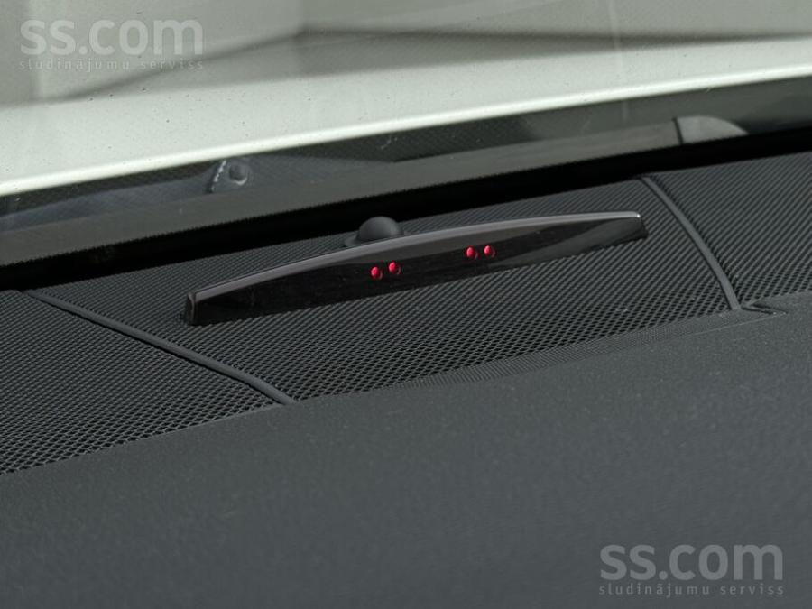 Белый Мерседес E 220 2011 в Тукумс, объемом двигателя 2.20 л и пробегом 300 тыс. км за 6799 €, фото 15 на AUTOMOTO.COM.LV