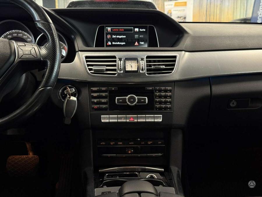 White Mercedes-Benz E 220 2013 in Klaipeda, with an engine capacity of 2.14 L and mileage of 234 thousand km for 13500 €, photo 6 on AUTOMOTO.COM.LV