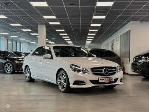 White Mercedes-Benz E 220 2013 in Klaipeda, with an engine capacity of 2.14 L and mileage of 234 thousand km for 13500 €, photo 13 on AUTOMOTO.COM.LV