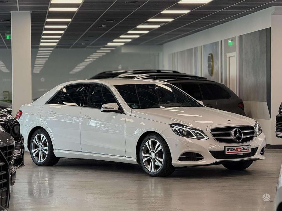 White Mercedes-Benz E 220 2013 in Klaipeda, with an engine capacity of 2.14 L and mileage of 234 thousand km for 13500 €, photo 16 on AUTOMOTO.COM.LV