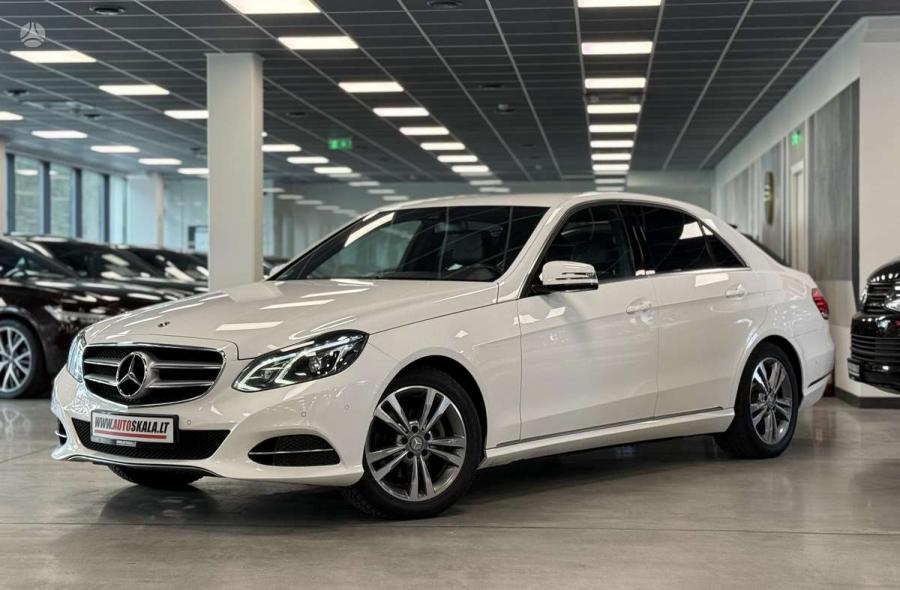 White Mercedes-Benz E 220 2013 in Klaipeda, with an engine capacity of 2.14 L and mileage of 234 thousand km for 13500 €, photo 25 on AUTOMOTO.COM.LV