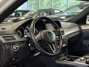 White Mercedes-Benz E 220 2013 in Klaipeda, with an engine capacity of 2.14 L and mileage of 234 thousand km for 13500 €, photo 29 on AUTOMOTO.COM.LV