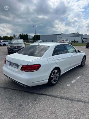 White Mercedes-Benz E 220 2014 in Marijampole, with an engine capacity of 2.14 L and mileage of 389 thousand km for 7300 €, photo 5 on AUTOMOTO.COM.LV