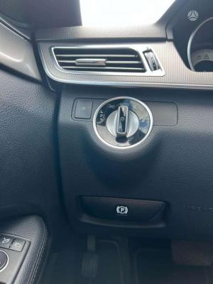 White Mercedes-Benz E 220 2014 in Marijampole, with an engine capacity of 2.14 L and mileage of 389 thousand km for 7300 €, photo 7 on AUTOMOTO.COM.LV