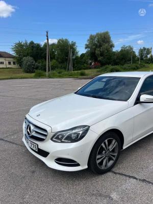 White Mercedes-Benz E 220 2014 in Marijampole, with an engine capacity of 2.14 L and mileage of 389 thousand km for 7300 €, photo 12 on AUTOMOTO.COM.LV