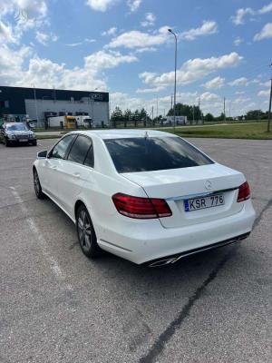 White Mercedes-Benz E 220 2014 in Marijampole, with an engine capacity of 2.14 L and mileage of 389 thousand km for 7300 €, photo 14 on AUTOMOTO.COM.LV