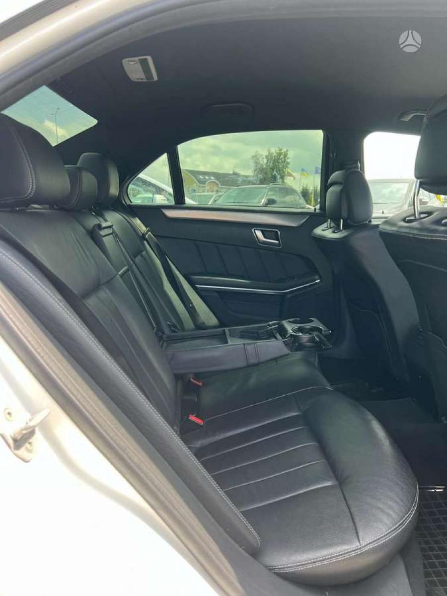 White Mercedes-Benz E 220 2014 in Marijampole, with an engine capacity of 2.14 L and mileage of 389 thousand km for 7300 €, photo 19 on AUTOMOTO.COM.LV
