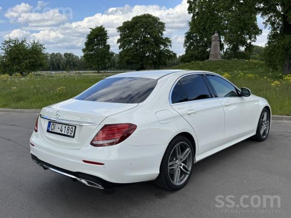 Balts Mercedes-Benz E 220 2016 Rīga, ar dzinēja tilpumu 2.00 L un nobraukumu 0 tūkst. km par 18450 €, foto 8 vietnē AUTOMOTO.COM.LV