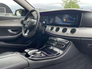 Белый Мерседес E 220 2016 в Каунас, объемом двигателя 1.95 л и пробегом 198 тыс. км за 11650 €, фото 16 на AUTOMOTO.COM.LV