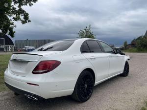 Белый Мерседес E 220 2016 в Каунас, объемом двигателя 1.95 л и пробегом 198 тыс. км за 11650 €, фото 18 на AUTOMOTO.COM.LV