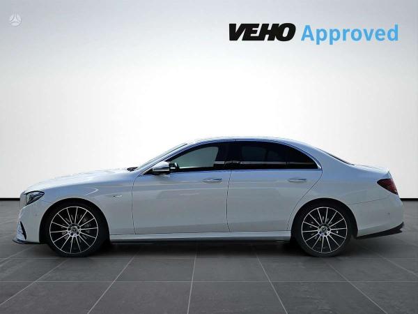 Balts Mercedes-Benz E 220 2016 Viļņa, ar dzinēja tilpumu 1.95 L un nobraukumu 260 tūkst. km par 22500 €, foto 2 vietnē AUTOMOTO.COM.LV