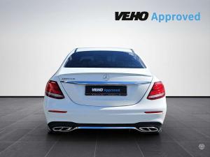 Белый Мерседес E 220 2016 в Вильнюс, объемом двигателя 1.95 л и пробегом 260 тыс. км за 22500 €, фото 5 на AUTOMOTO.COM.LV