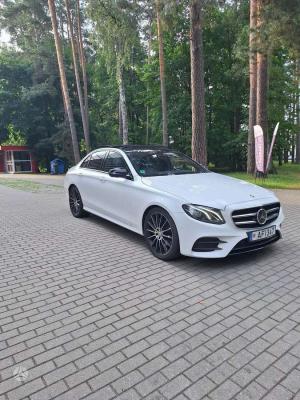 Белый Мерседес E 220 2016 в Алитус, объемом двигателя 1.95 л и пробегом 305 тыс. км за 17500 €, фото 5 на AUTOMOTO.COM.LV