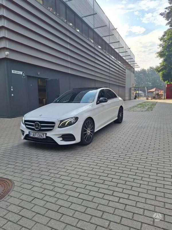 Balts Mercedes-Benz E 220 2016 Alīta, ar dzinēja tilpumu 1.95 L un nobraukumu 305 tūkst. km par 17500 €, foto 6 vietnē AUTOMOTO.COM.LV