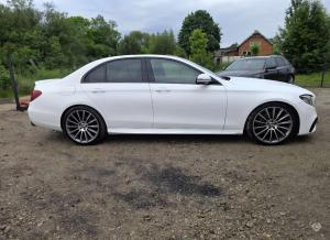 White Mercedes-Benz E 220 2016 in Silute, with an engine capacity of 2.00 L and mileage of 500 thousand km for 12800 €, photo 6 on AUTOMOTO.COM.LV