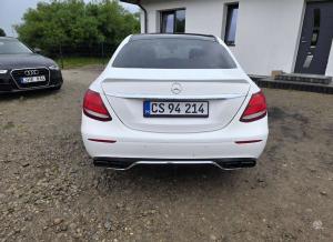 White Mercedes-Benz E 220 2016 in Silute, with an engine capacity of 2.00 L and mileage of 500 thousand km for 12800 €, photo 11 on AUTOMOTO.COM.LV