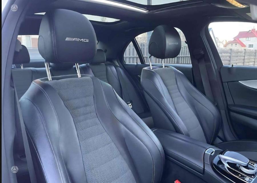 White Mercedes-Benz E 220 2016 in Silute, with an engine capacity of 2.00 L and mileage of 500 thousand km for 12800 €, photo 14 on AUTOMOTO.COM.LV