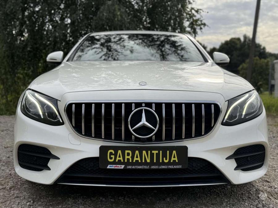 White Mercedes-Benz E 220 2016 in Siauliai, with an engine capacity of 2.14 L and mileage of 235 thousand km for 18999 €, photo 6 on AUTOMOTO.COM.LV