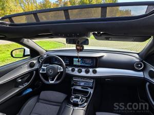 Белый Мерседес E 220 2016 в Вильнюс, объемом двигателя 2.20 л и пробегом 530 тыс. км за 15500 €, фото 15 на AUTOMOTO.COM.LV
