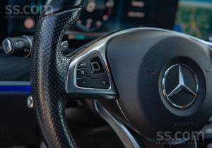 White Mercedes-Benz E 220 2017 in Cesis, with an engine capacity of 2.00 L and mileage of 155 thousand km for 23350 €, photo 17 on AUTOMOTO.COM.LV